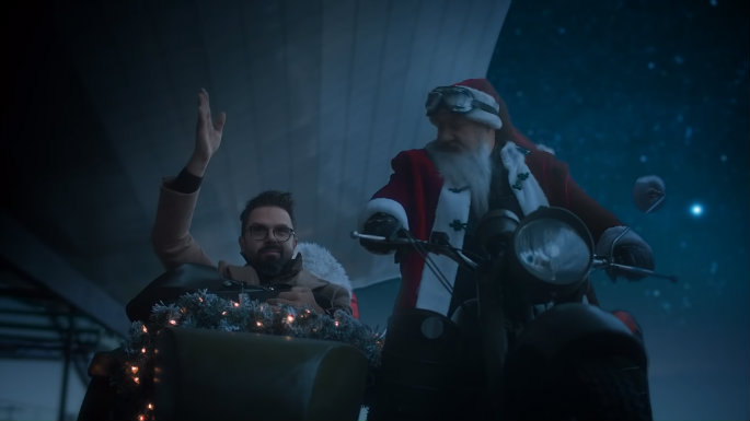 Petar Grašo ovih blagdana poklanja spot za pjesmu Fritula - Zmaichek